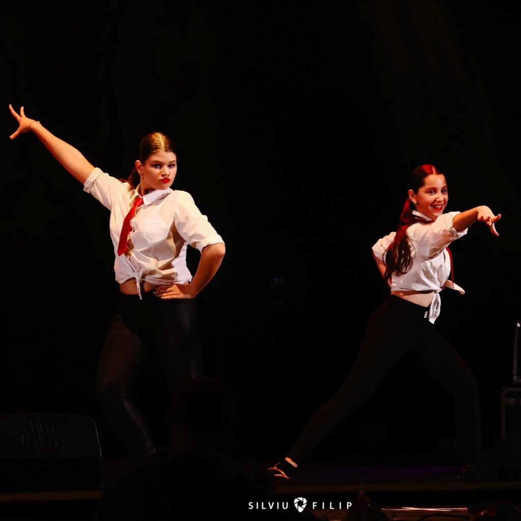 Toamna aceasta se numără bobocii… dansatori! Feeling Dance Studio ...